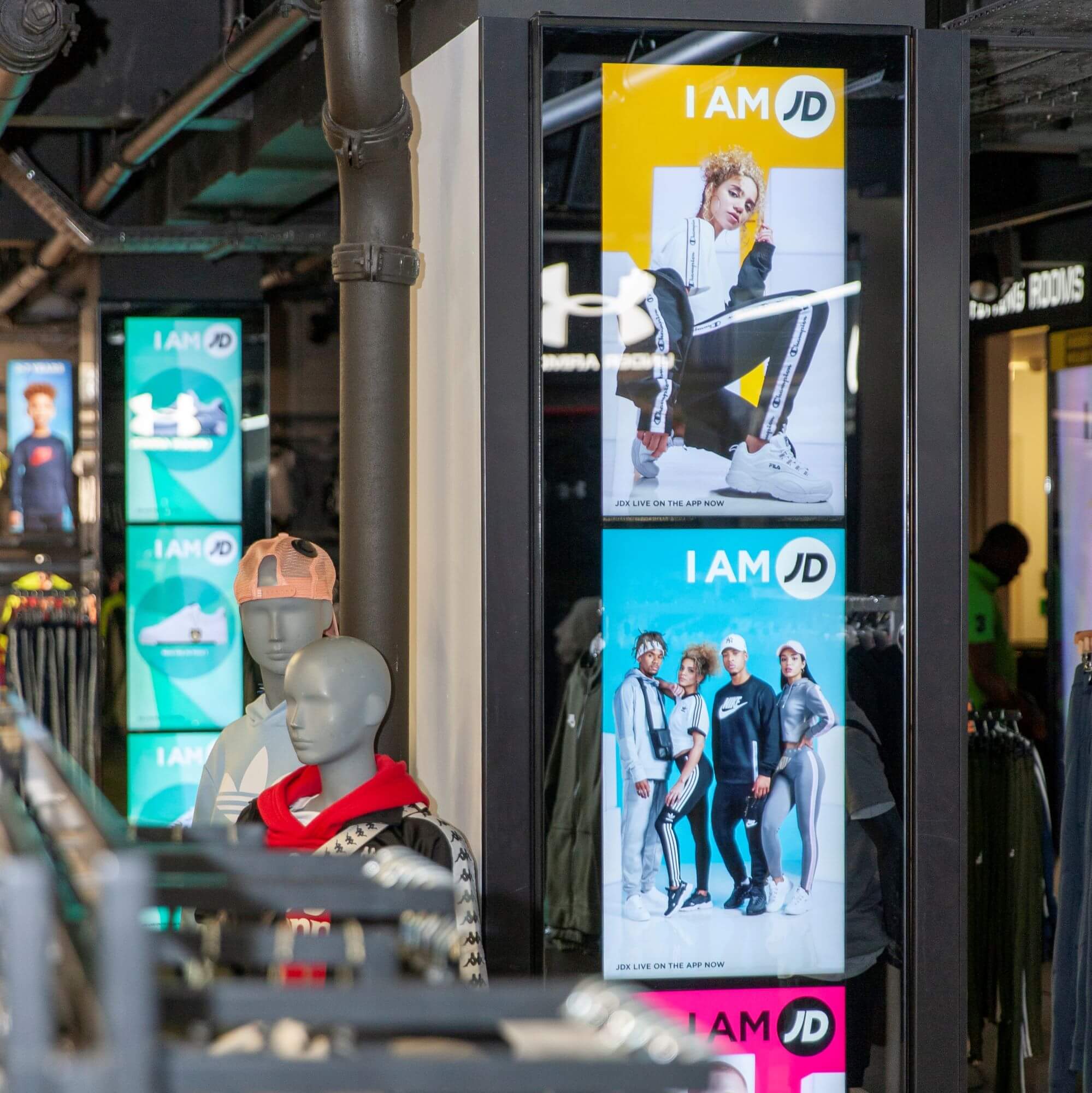 Bold Digital Signage | Evoke